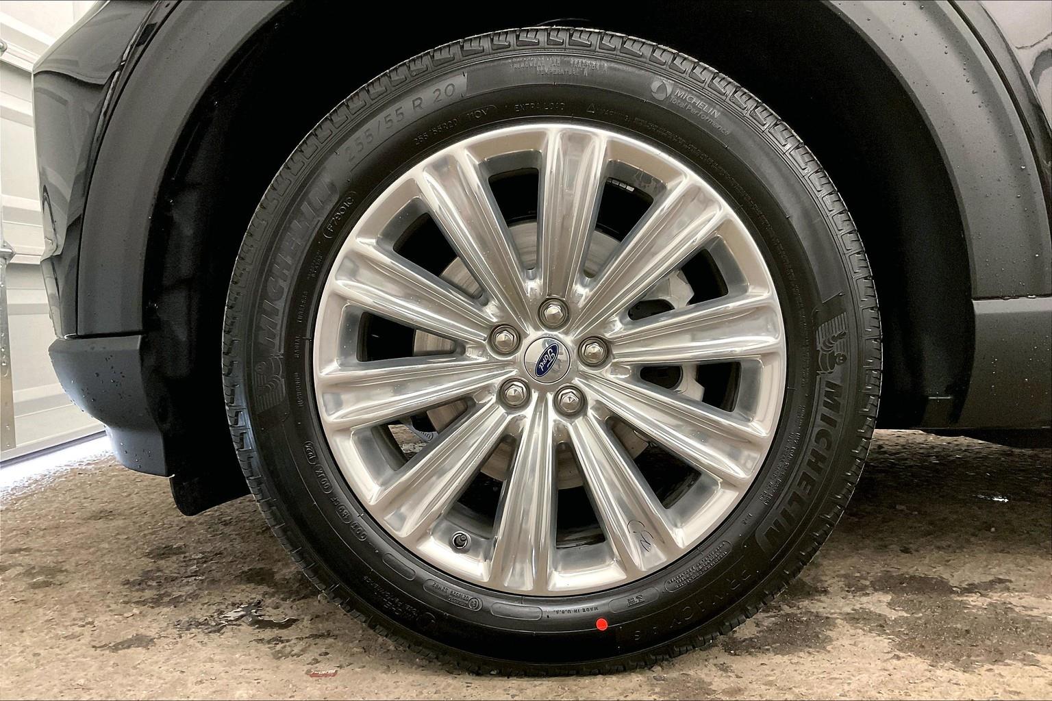 2024 Ford Explorer Limited - Bob Ruth Ford