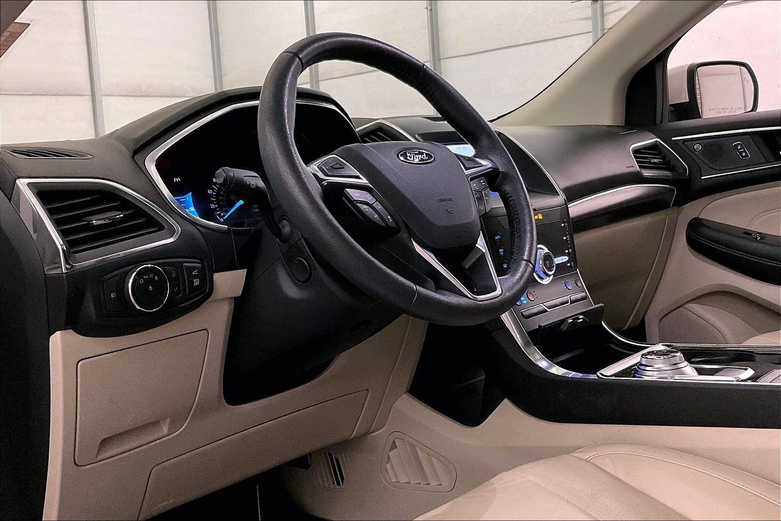 2020 Ford Edge Titanium - Bob Ruth Ford