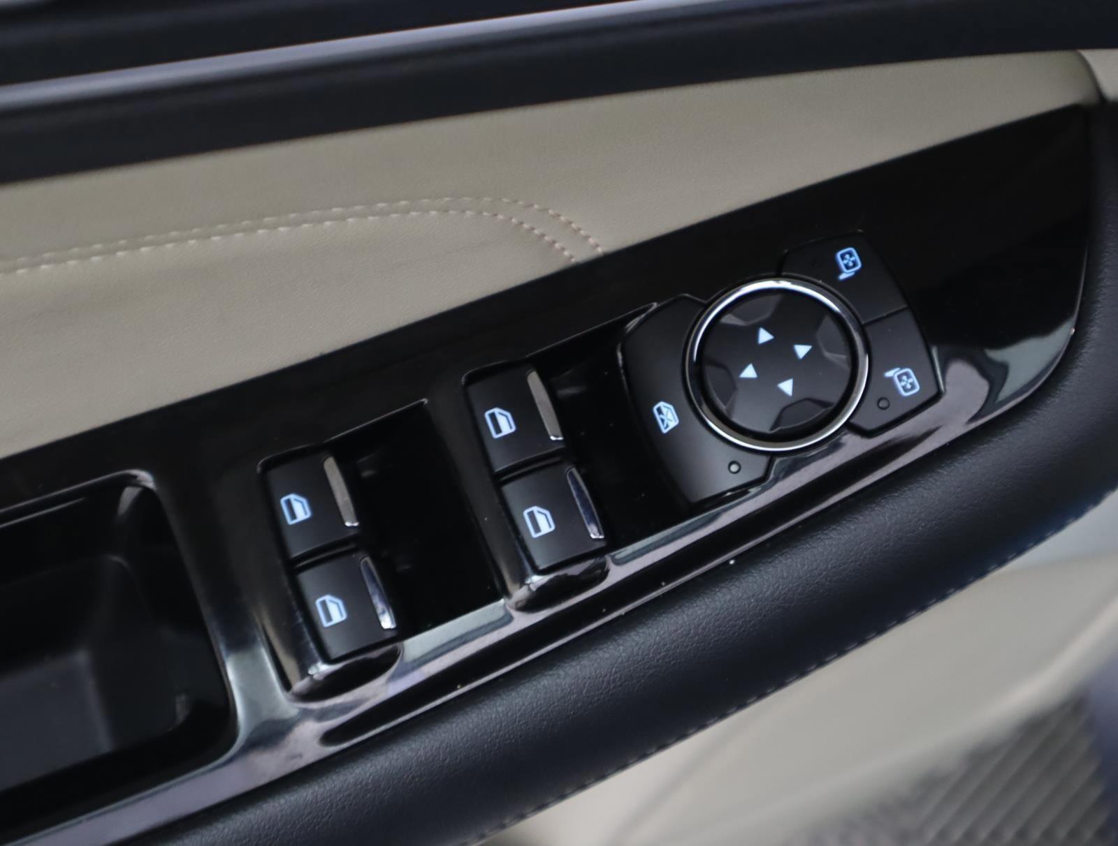 2019 Ford Edge Titanium ALL WHEEL DRIVE! FORD PASS! 300A EQUIPMENT ...